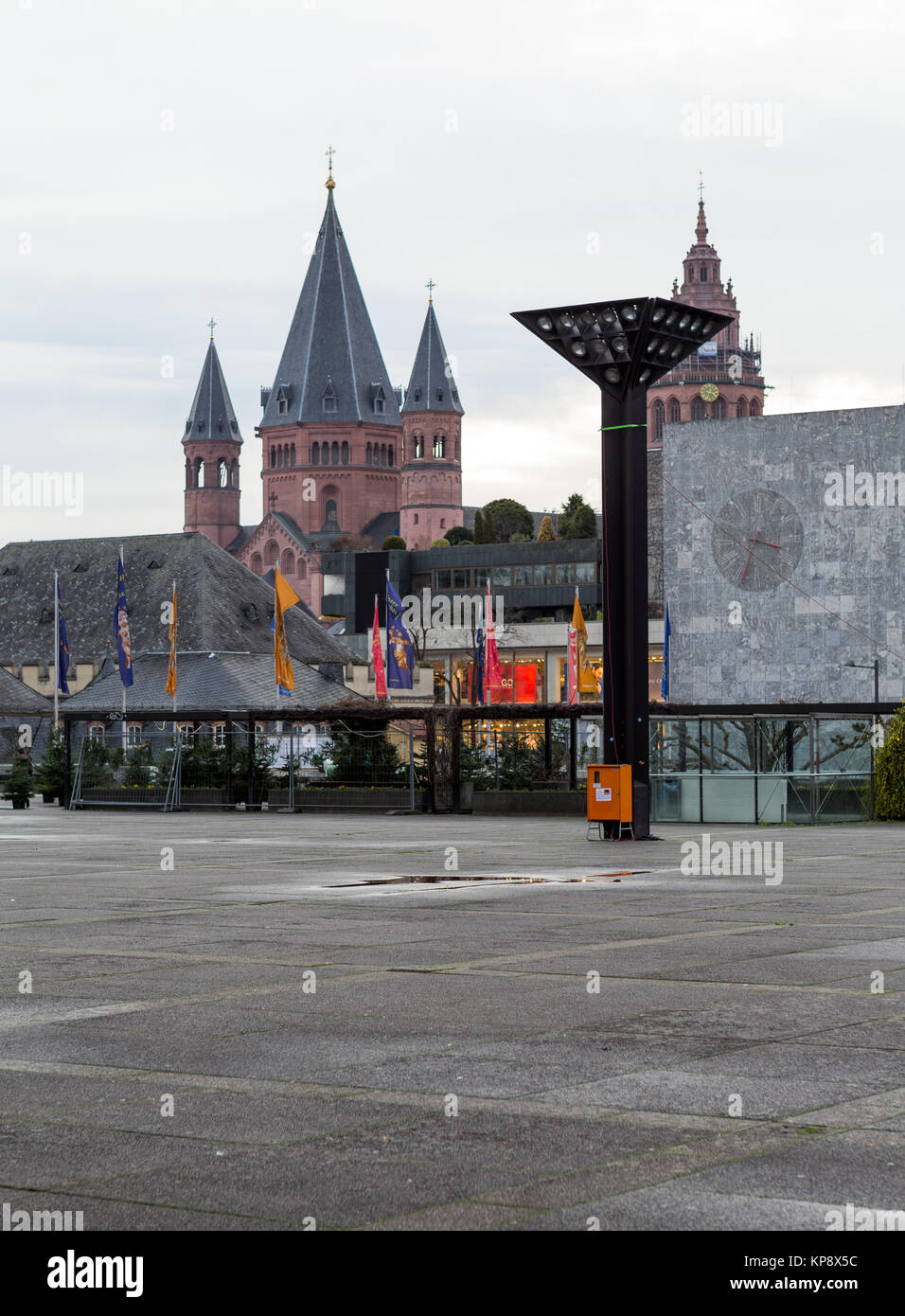 Mainz domplatz hi-res stock photography and images - Alamy
