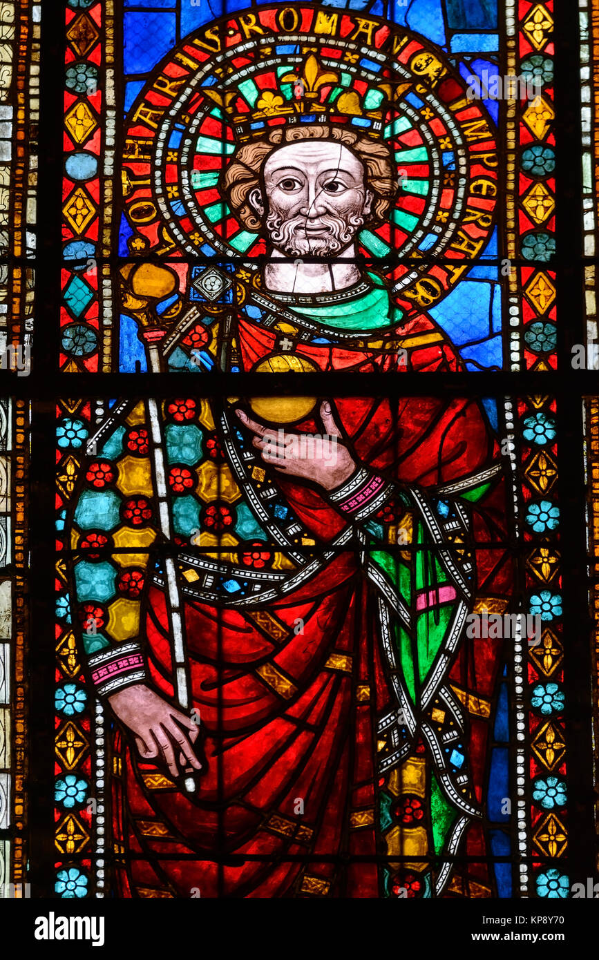 Leaded pane at Strasbourg Cathedral, France Stock Photo - Alamy