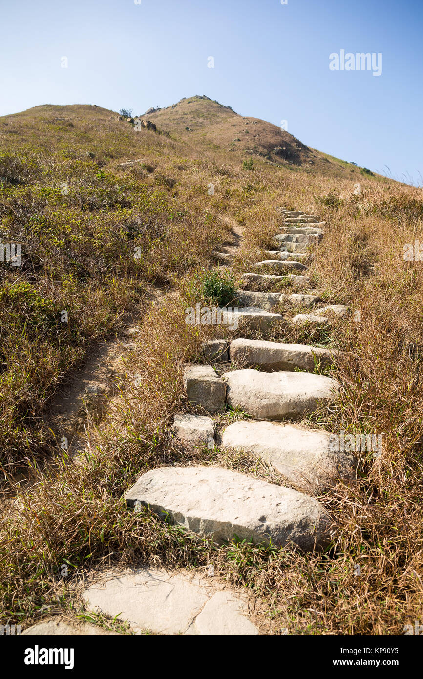 Pathway to the top of the mountain Stock Photo - Alamy