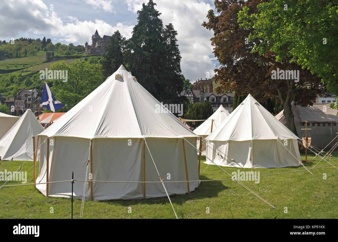 Medieval tents hi-res stock photography and images - Alamy