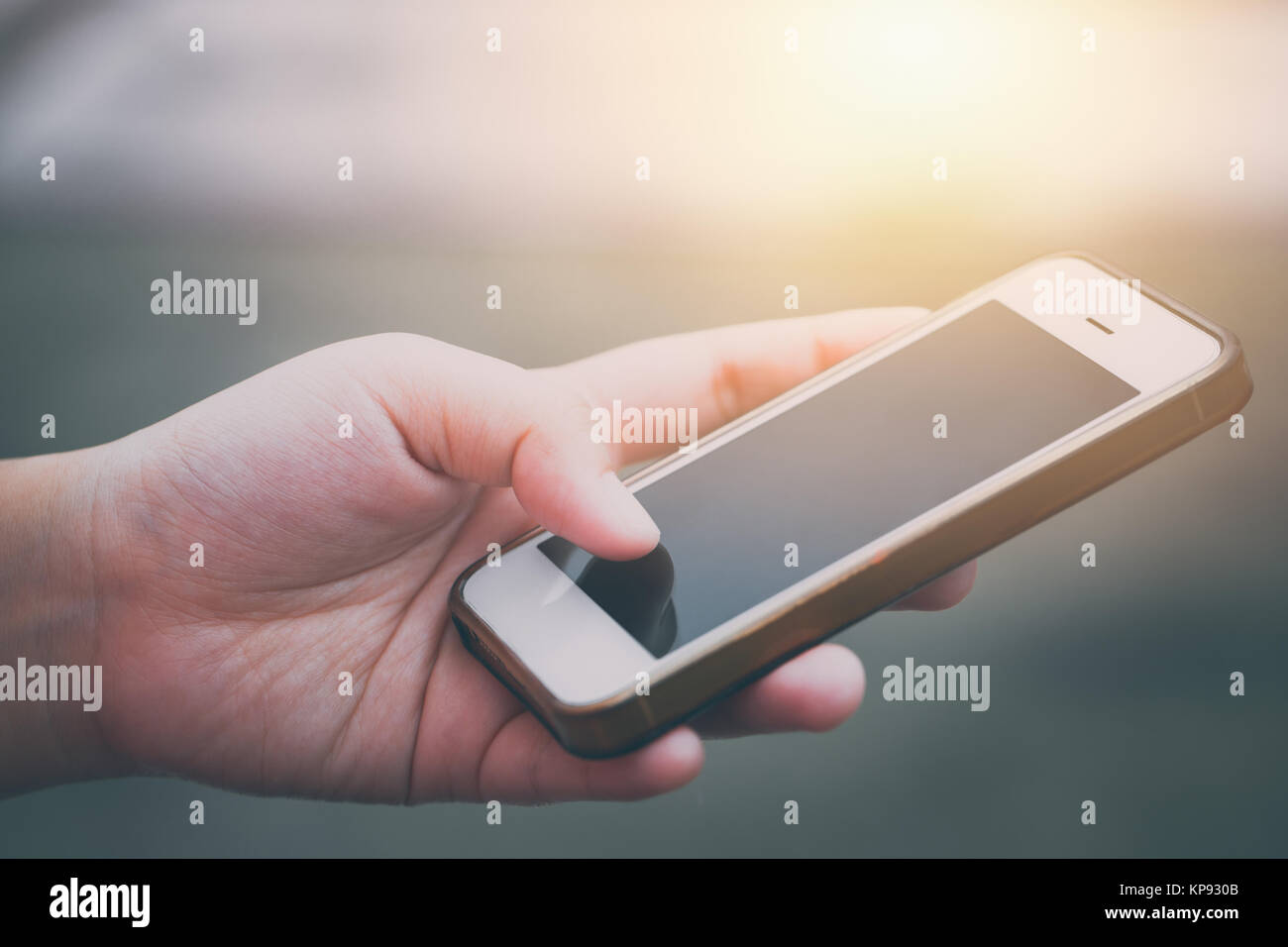 women hand using smartphone to read screen Stock Photo - Alamy