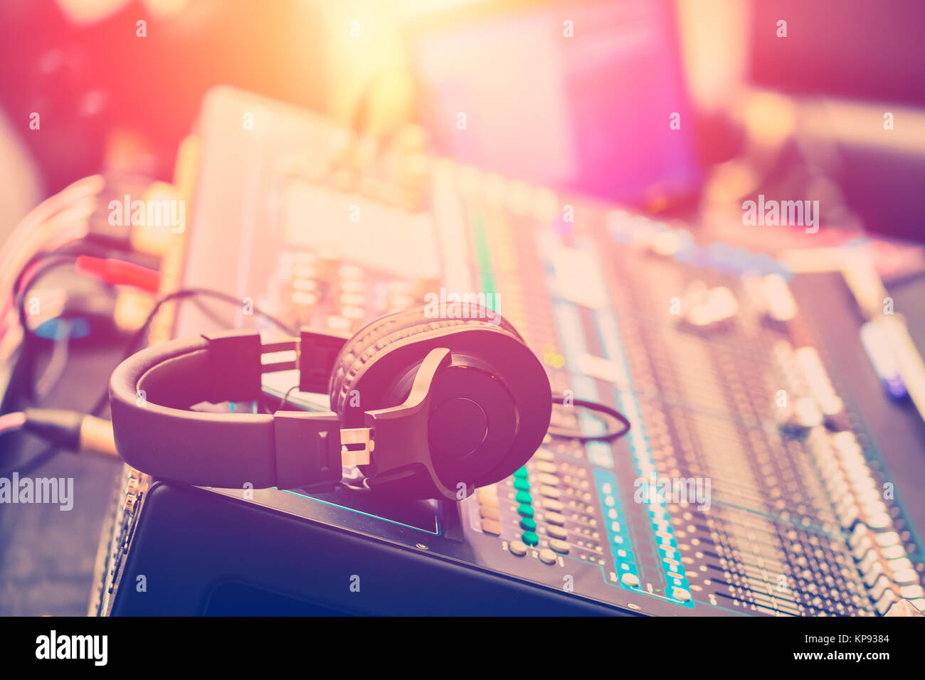Audio codec hi-res stock photography and images - Alamy