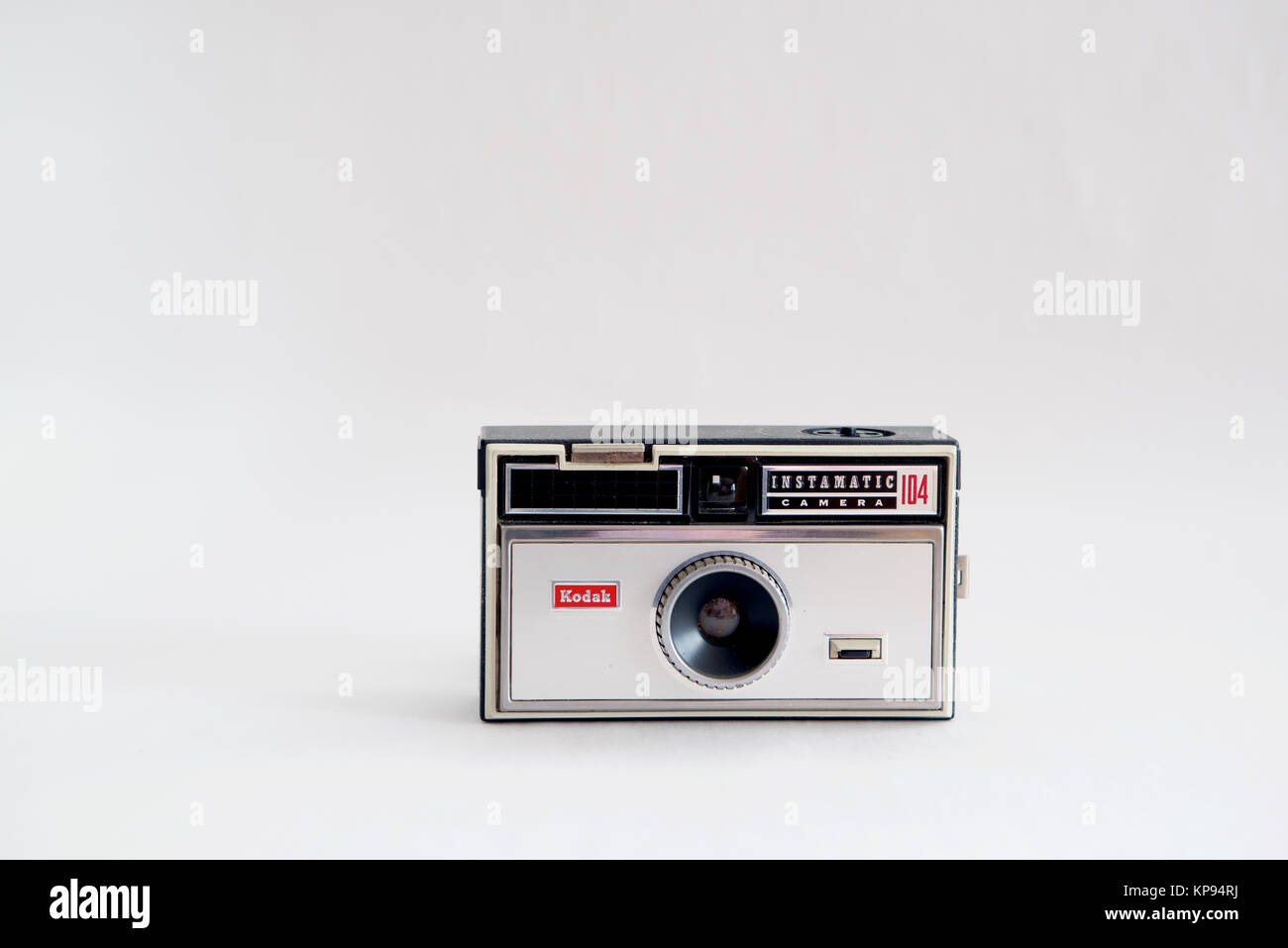 Kodak Instamatic 104 Camera Stock Photo - Alamy