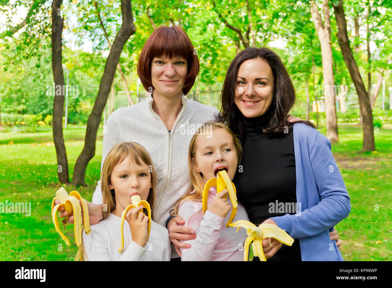 Bananas seven hi-res stock photography and images - Alamy