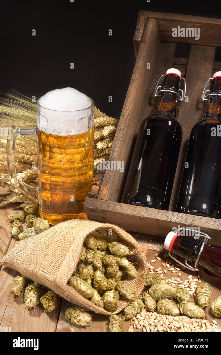 beer box with beer glass Stock Photo - Alamy