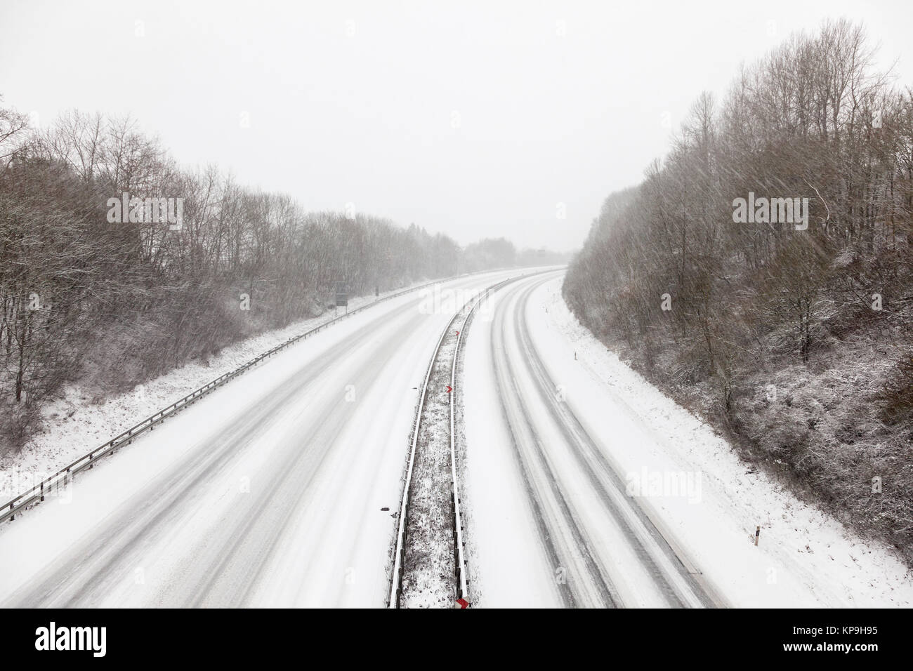 Highway covered hi-res stock photography and images - Alamy