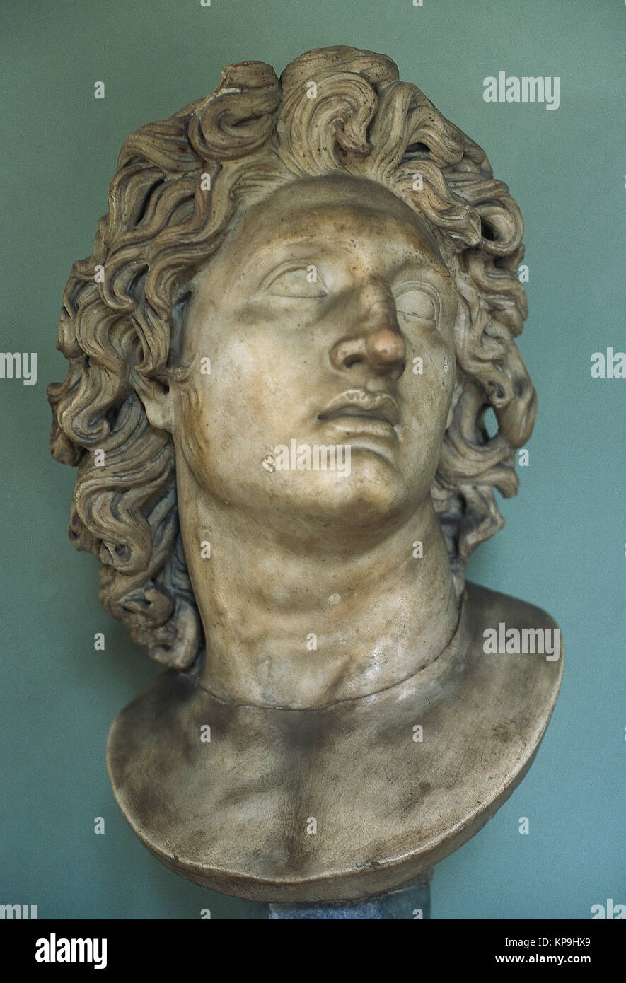 Helios sculpture hi-res stock photography and images - Alamy