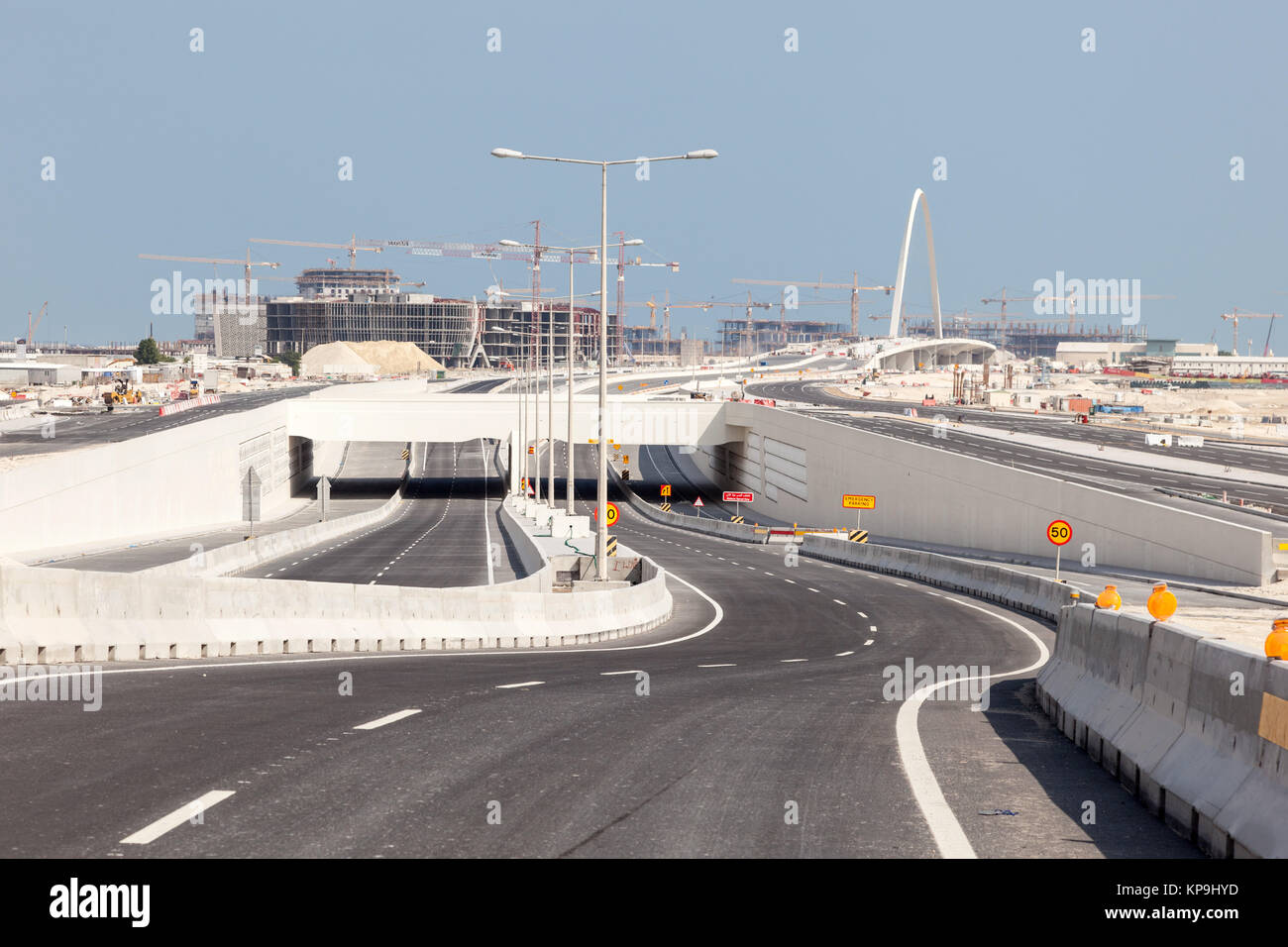 New highway construction in Doha, Qatar Stock Photo - Alamy