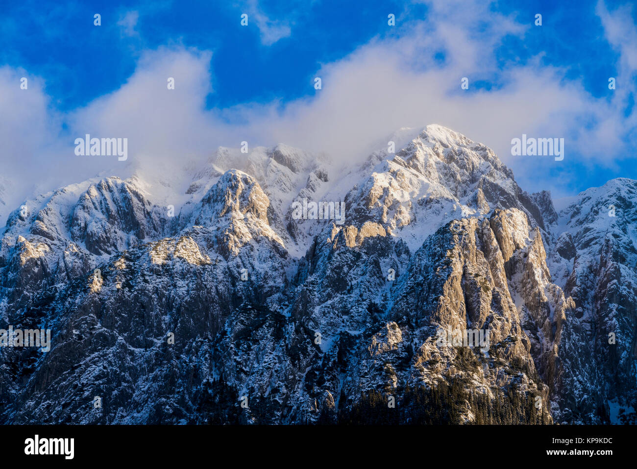 Beautiful winter landscape with Carpati Piatra Craiului mountains in ...