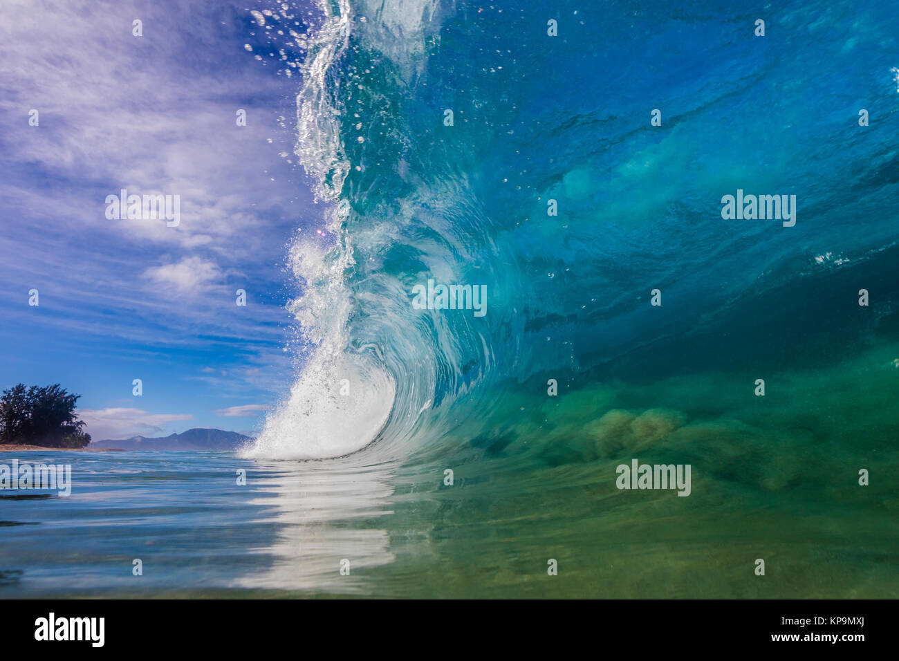 Wave Pounding Shore High Resolution Stock Photography and Images - Alamy