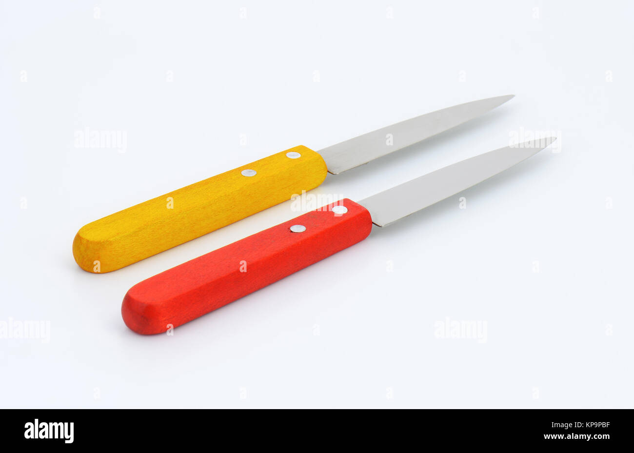 two kitchen knives Stock Photo - Alamy