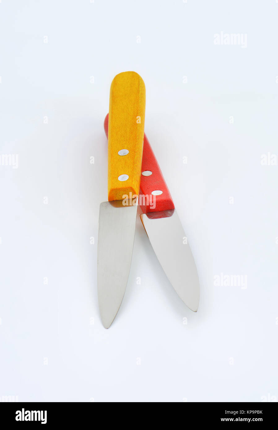 two kitchen knives Stock Photo - Alamy