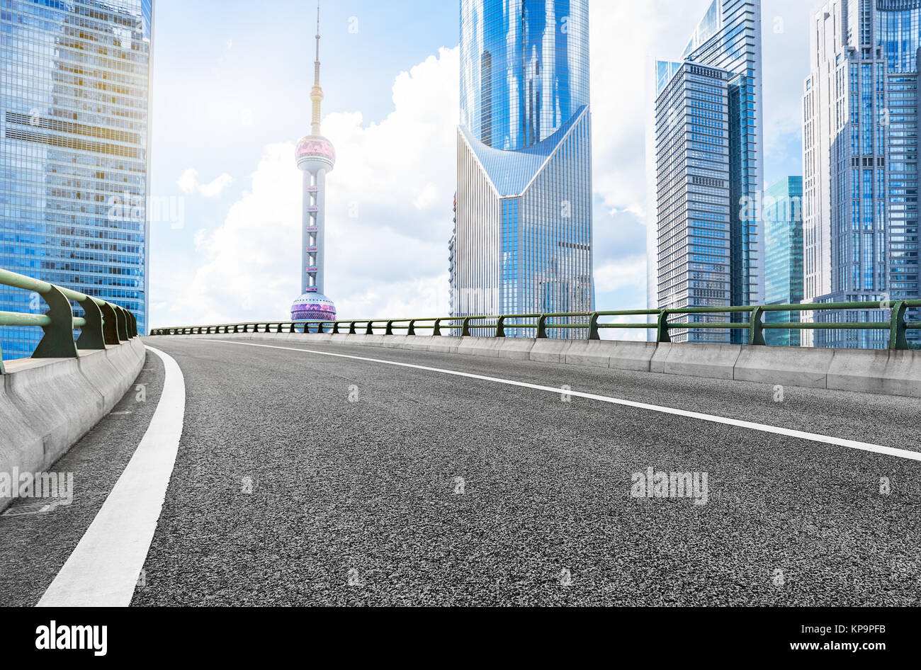 Inner City highway in China Stock Photo - Alamy