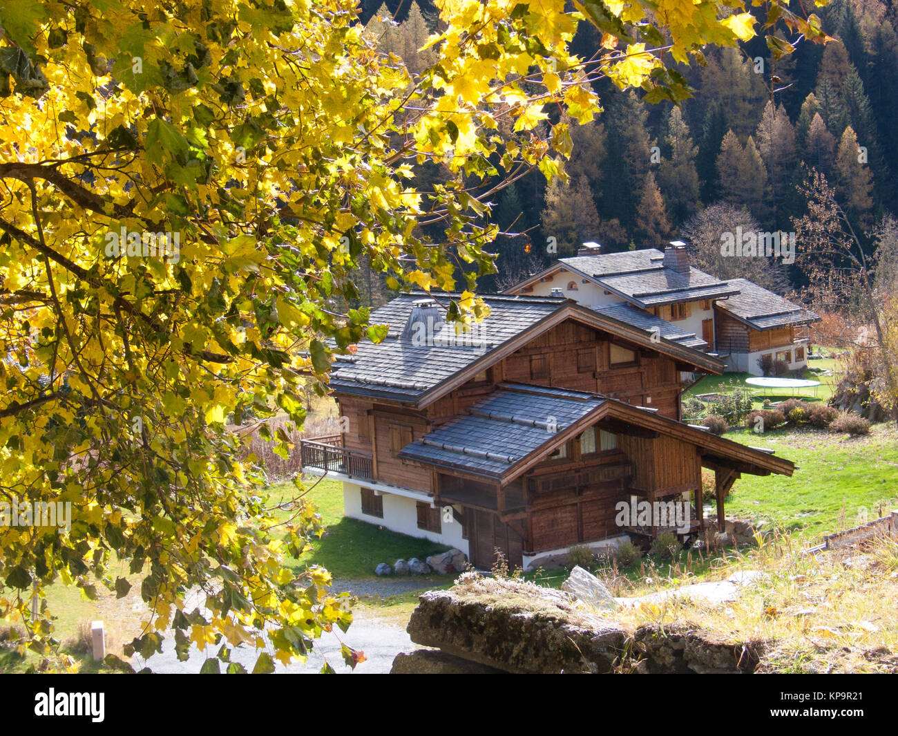 Cottage in the alps hi-res stock photography and images - Alamy