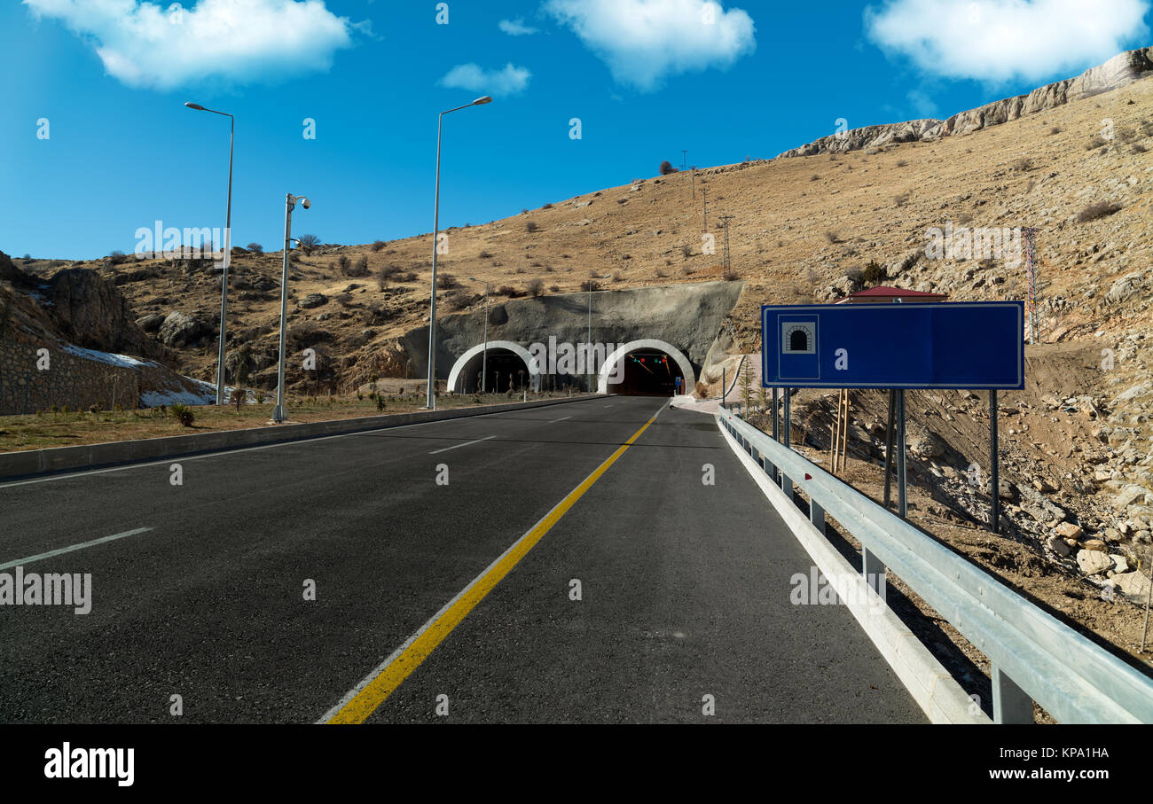 Entry into tunnel hi-res stock photography and images - Alamy