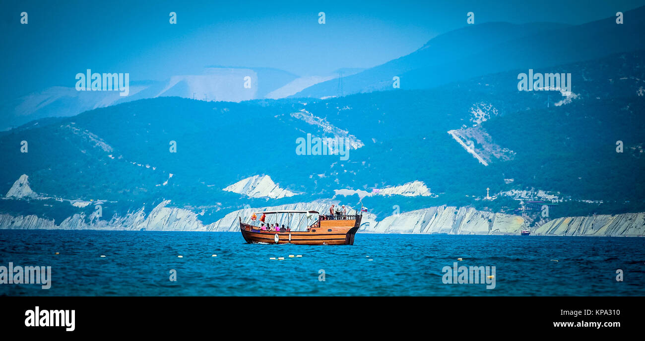 Schooner range hi-res stock photography and images - Alamy