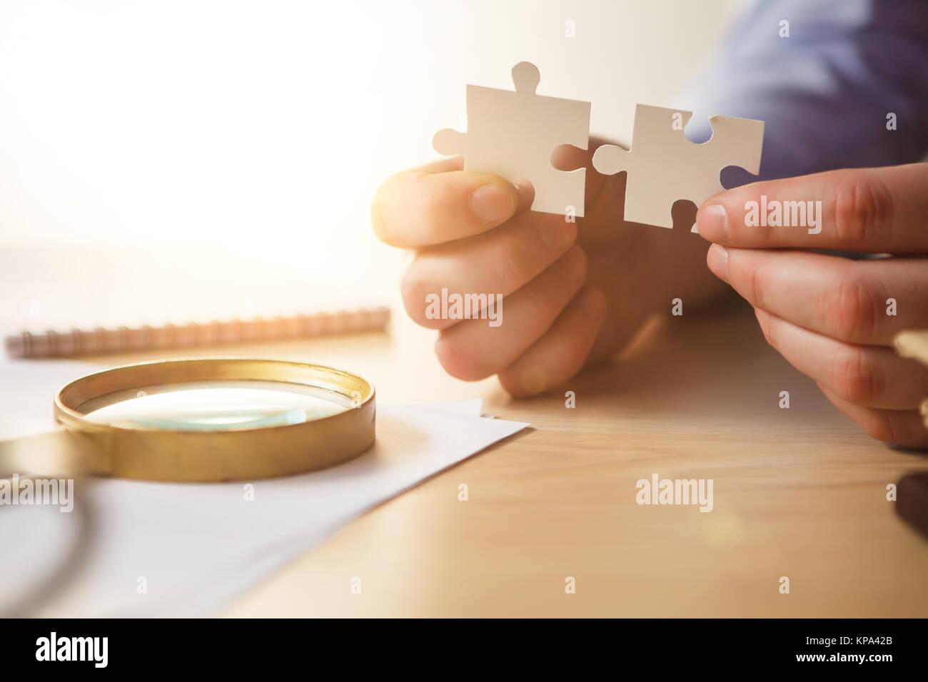 Glass linkage building hi-res stock photography and images - Alamy