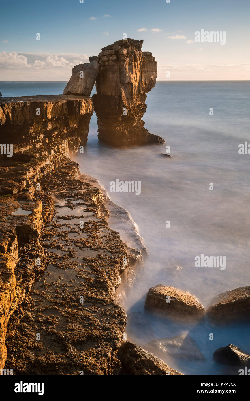 Portland bill rocks hi-res stock photography and images - Alamy
