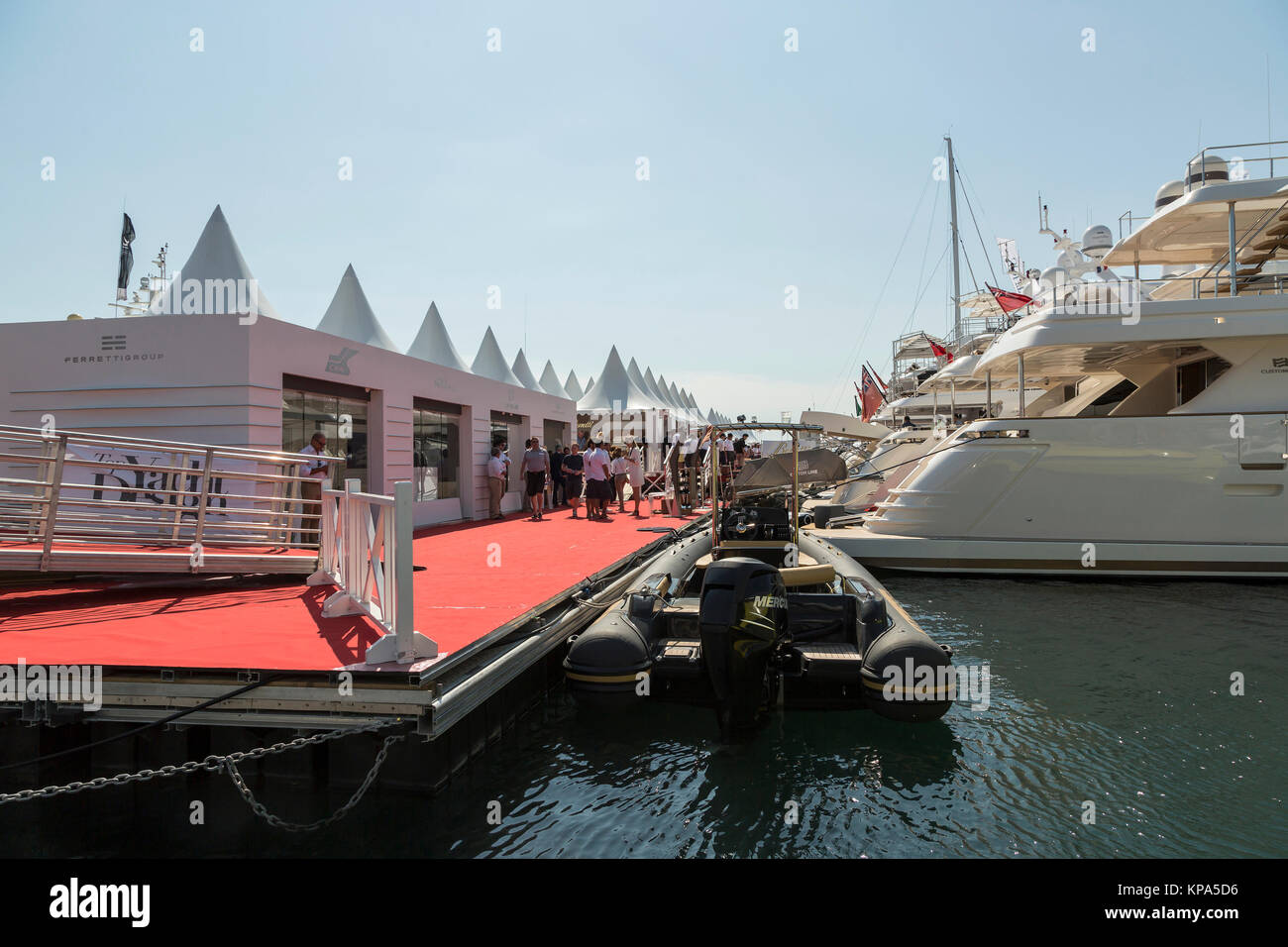 CANNES, FRANCE - SEPTEMBER 9th, 2015. Yachts anchored in Port Pierre ...