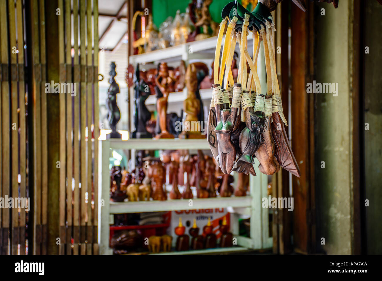 myanmar traditional birds shooting device Stock Photo - Alamy