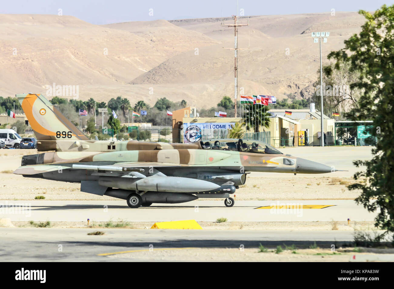 Israel defence forces flag hi-res stock photography and images - Alamy