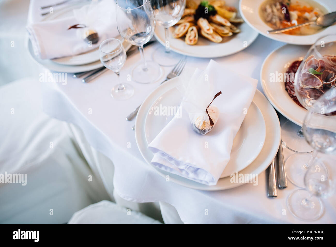 Wedding Reception Table Setting Aerial Top View Stock Photo - Alamy