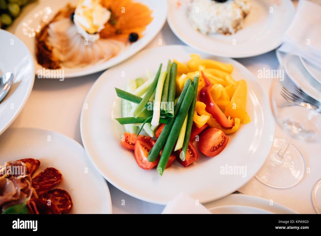 Aerial restaurant setting hi-res stock photography and images - Alamy