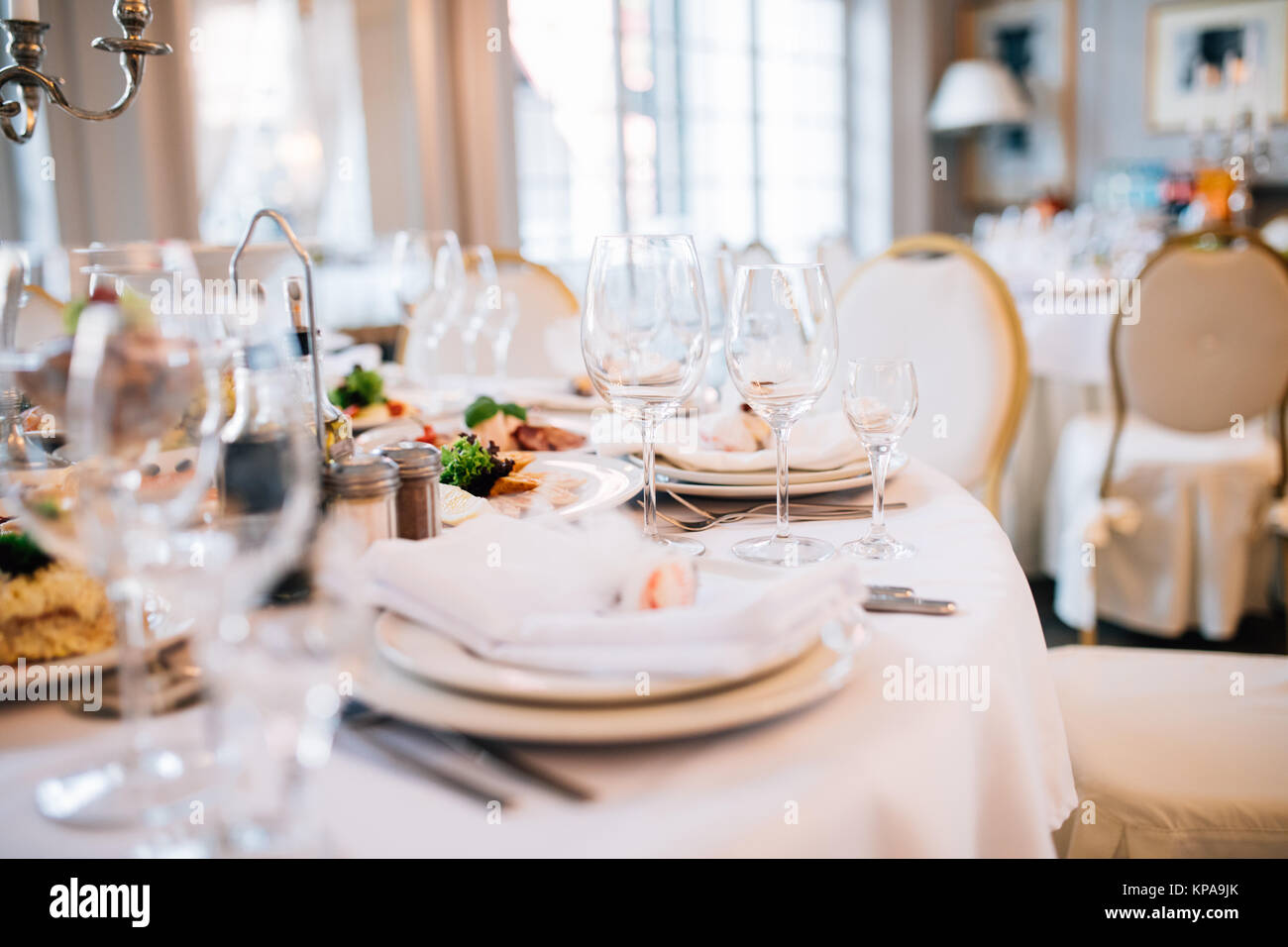 Table set for an event party or wedding reception Stock Photo - Alamy