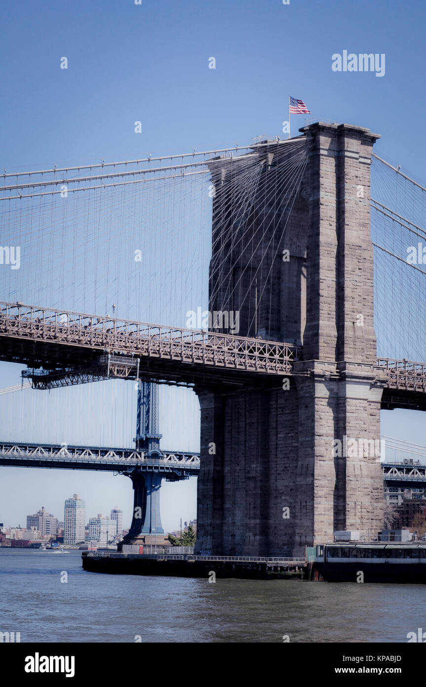 Brooklyn Bridge Pier Stock Photo - Alamy