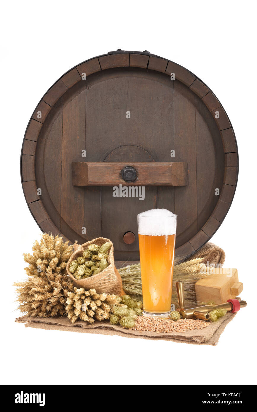 Beer glass with barrel Stock Photo - Alamy
