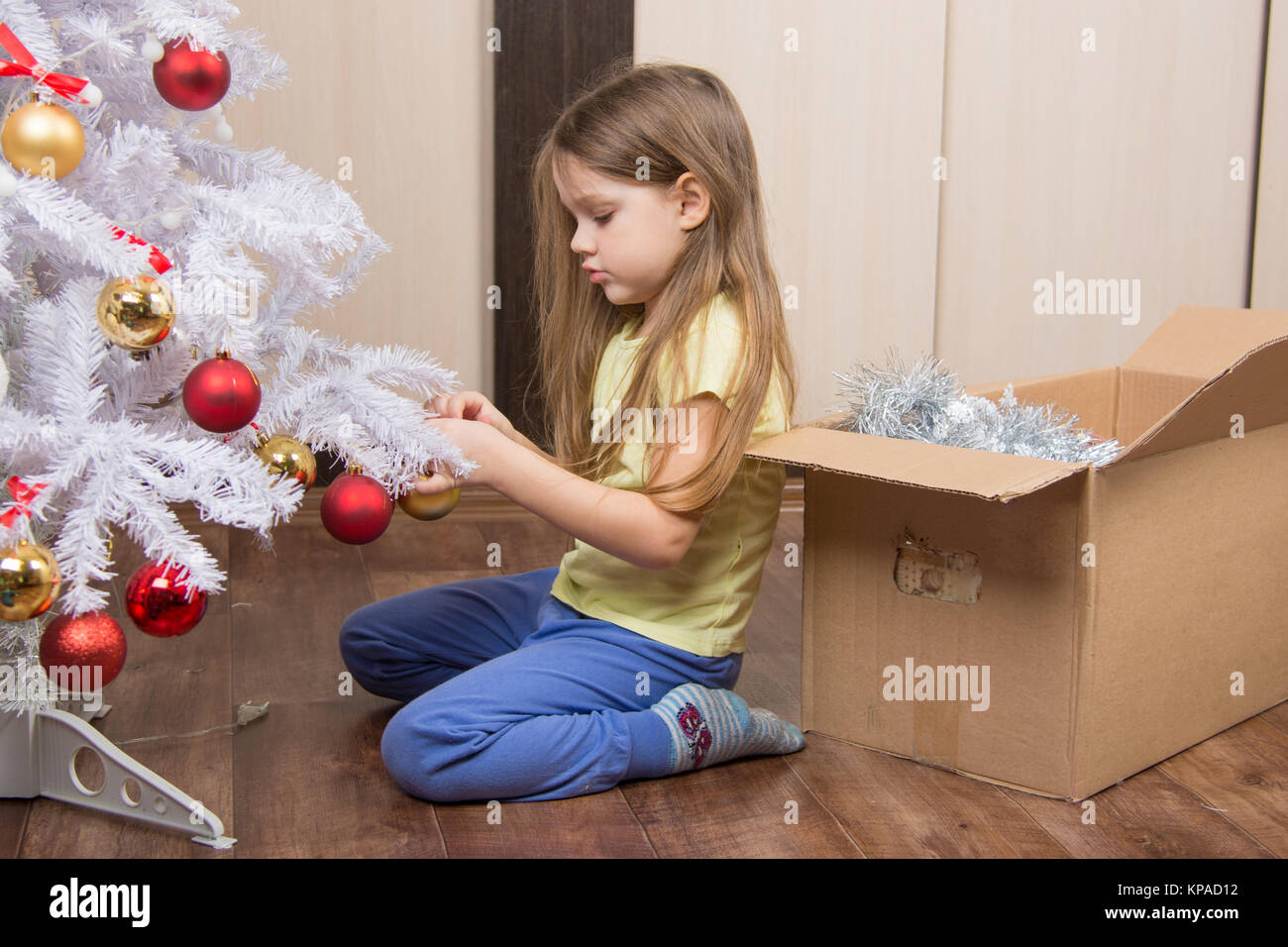 Child upset christmas hi-res stock photography and images - Alamy