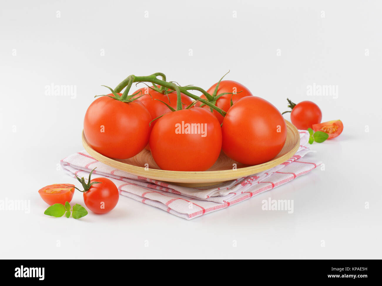 fresh red tomatoes Stock Photo - Alamy