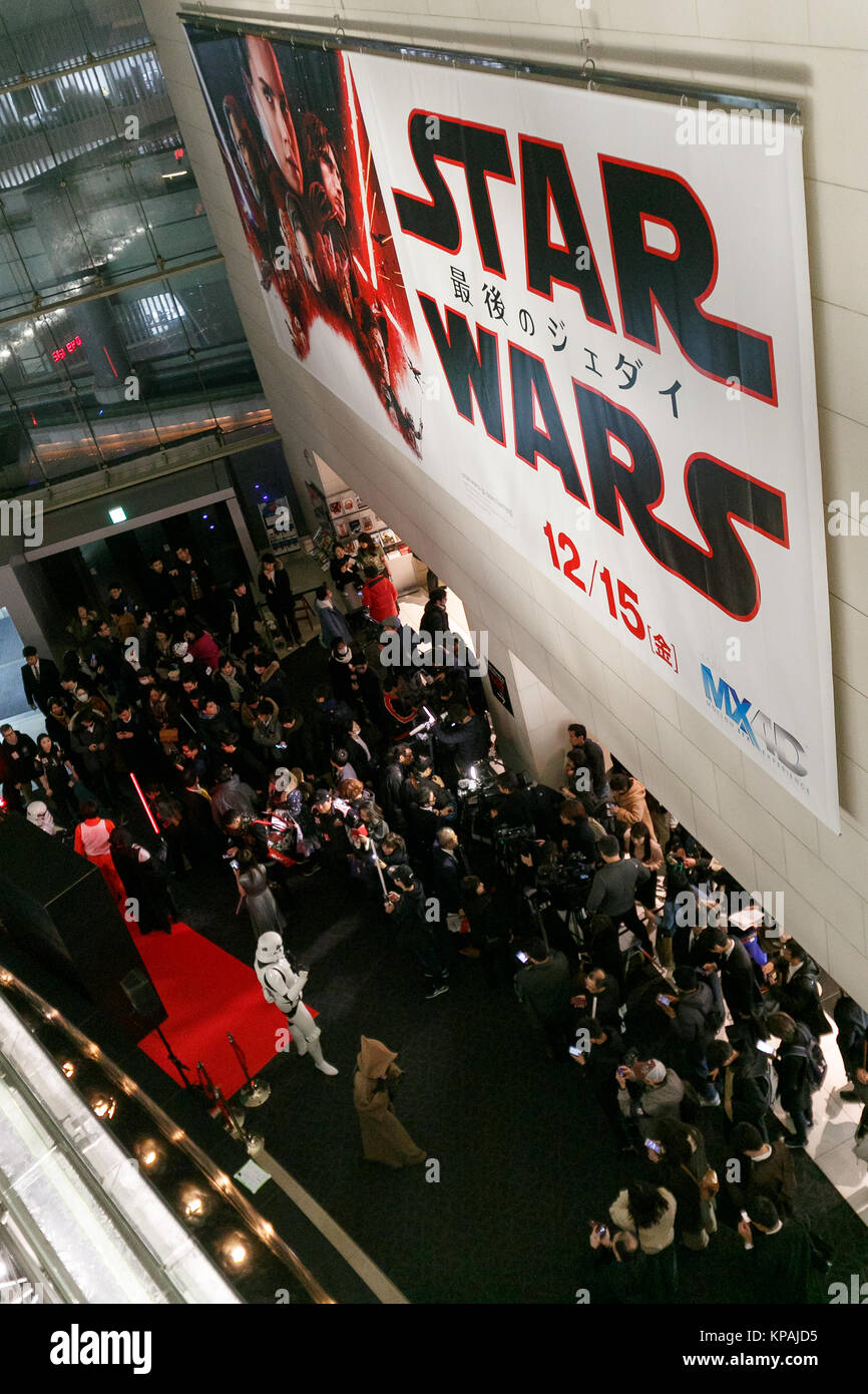 Tokyo, Japan. 14th Dec, 2017. People dressed up as Star Wars characters ...