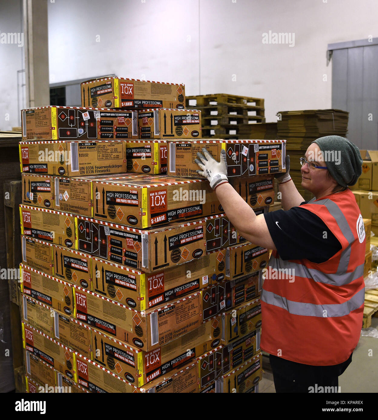 Pyrotechnics worker hi-res stock photography and images - Alamy