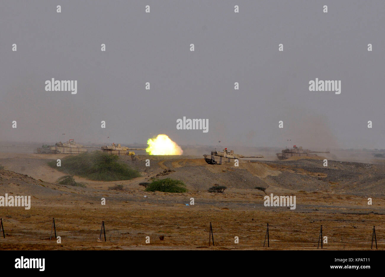 Fijab, Sudan. 14th Dec, 2017. Tanks are seen during a joint military ...
