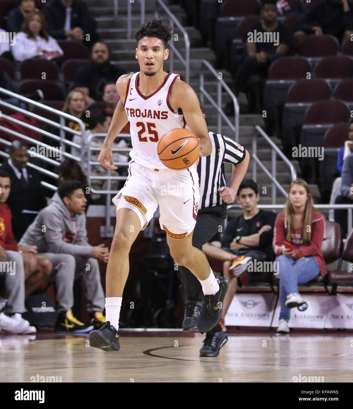 Los Angeles, CA, USA. 14th Dec, 2017. USC Trojans forward Bennie ...