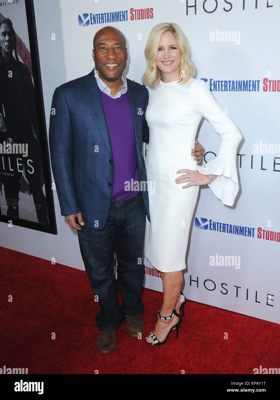 Byron allen jennifer lucas hi-res stock photography and images - Alamy