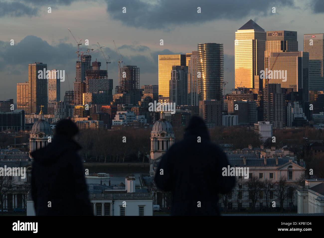 Greenwich, London, United Kingdom. 14th December, 2017. A wintry sunset ...