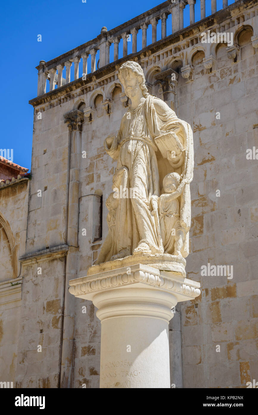Statue, Trogir Old Town, Croatia Stock Photo - Alamy