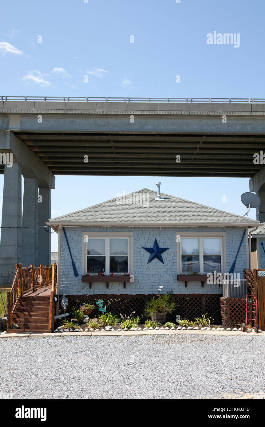 Timber weatherboard home hi-res stock photography and images - Alamy