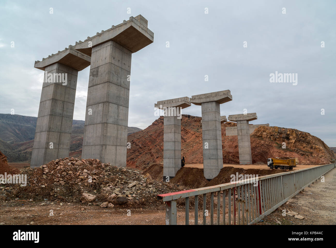Steel viaduct structure hi-res stock photography and images - Alamy