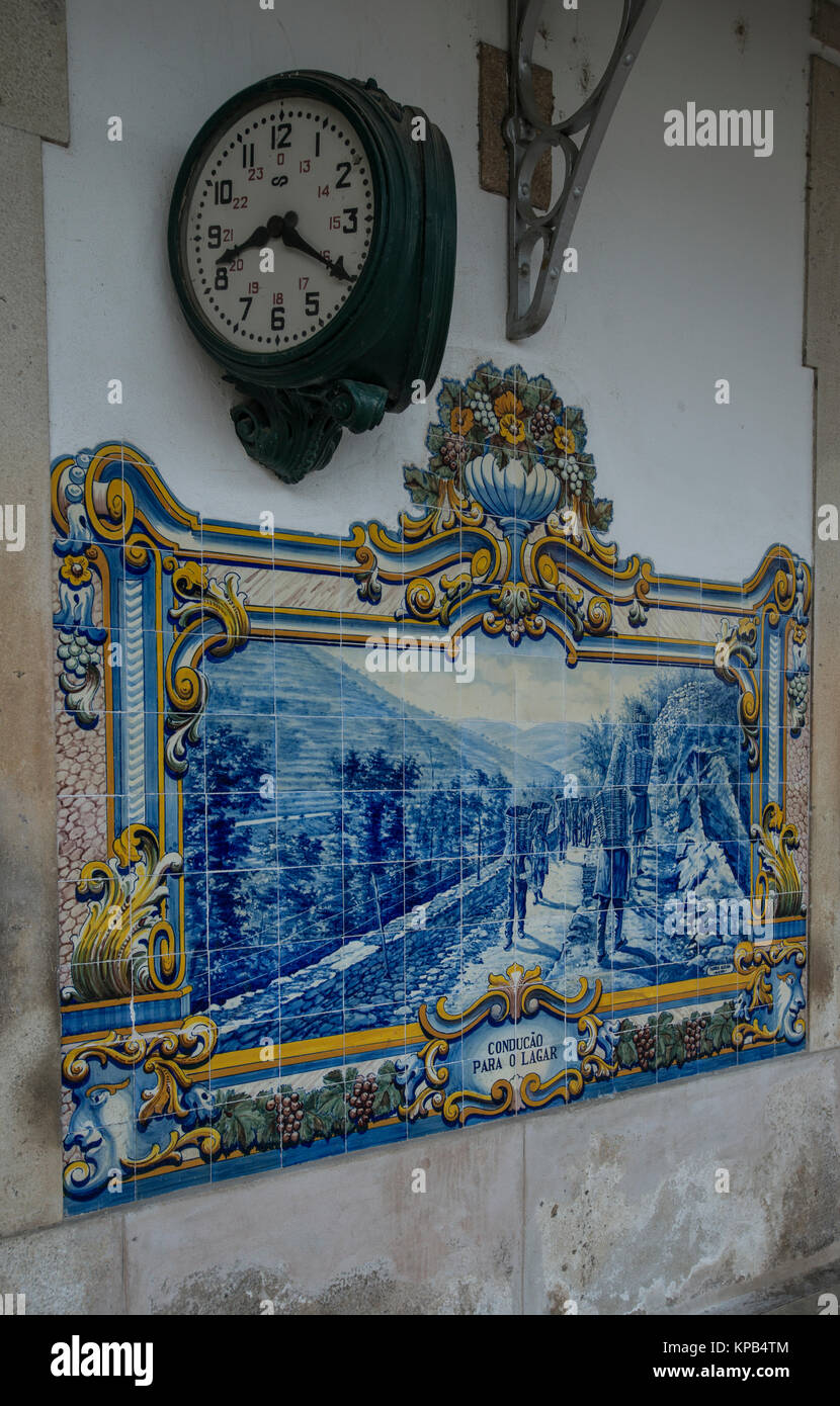 Pinhao railroad station hi-res stock photography and images - Alamy