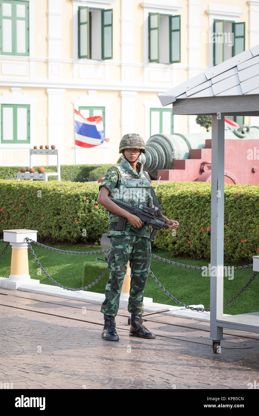 Thai ministry of defence hi-res stock photography and images - Alamy