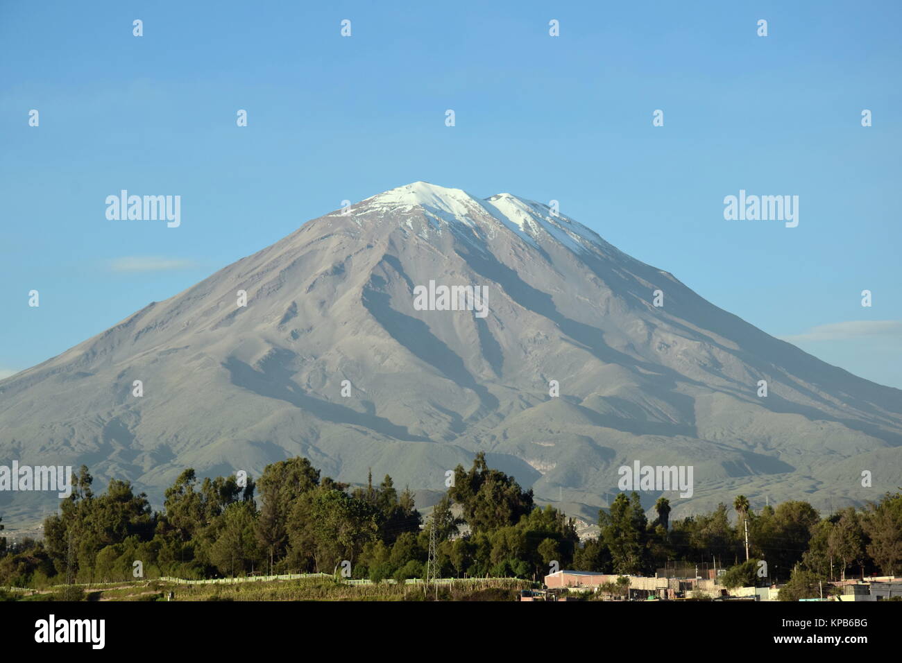 View of volcano Misti in Arequipa, Peru Stock Photo - Alamy