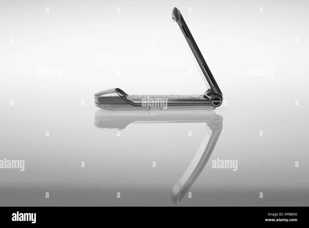 Old motorola mobile phone hi-res stock photography and images - Alamy