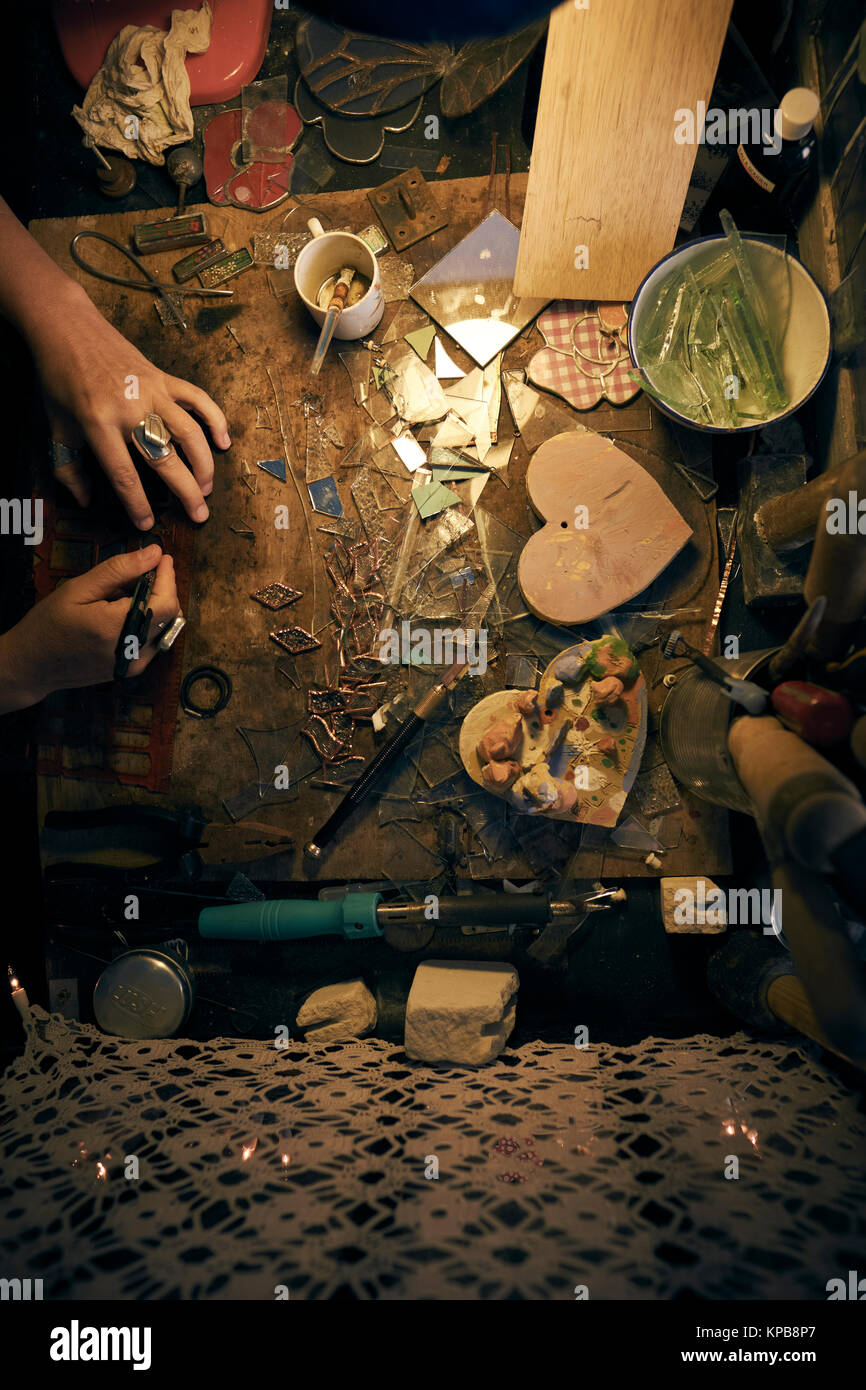 Arts and and craft hi-res stock photography and images - Alamy