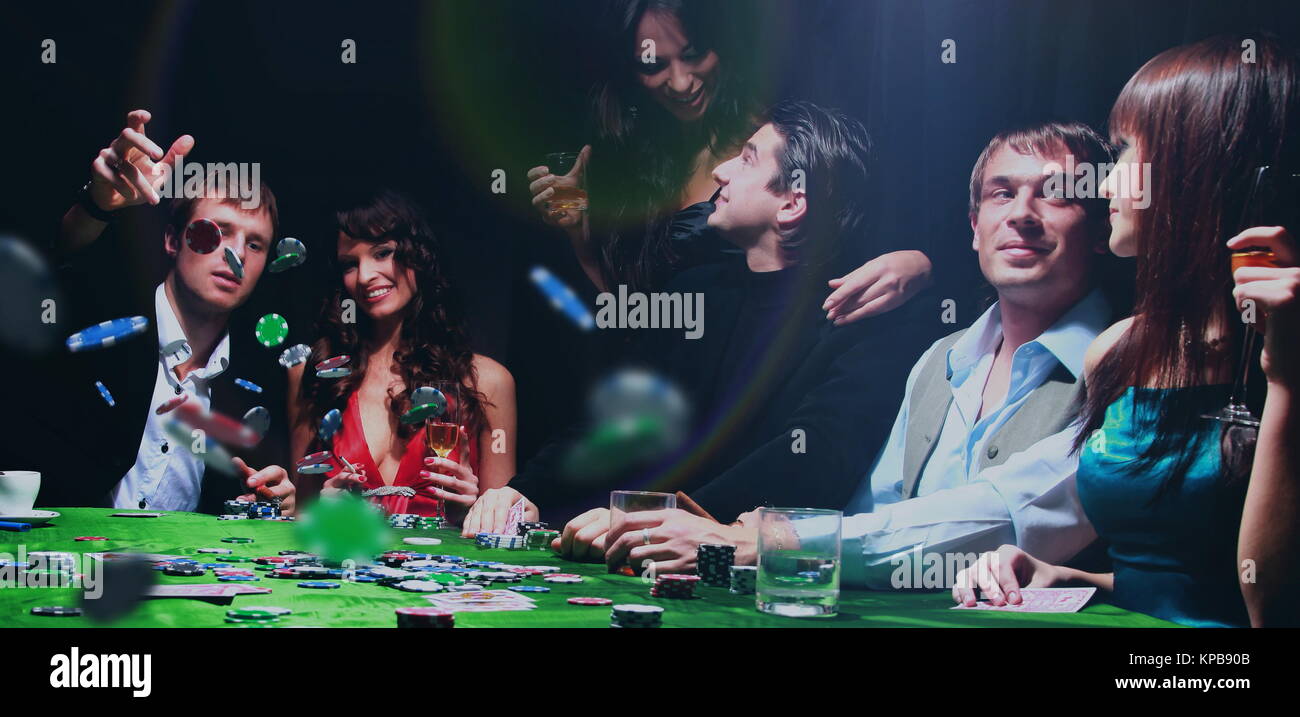 People around poker table hi-res stock photography and images - Alamy
