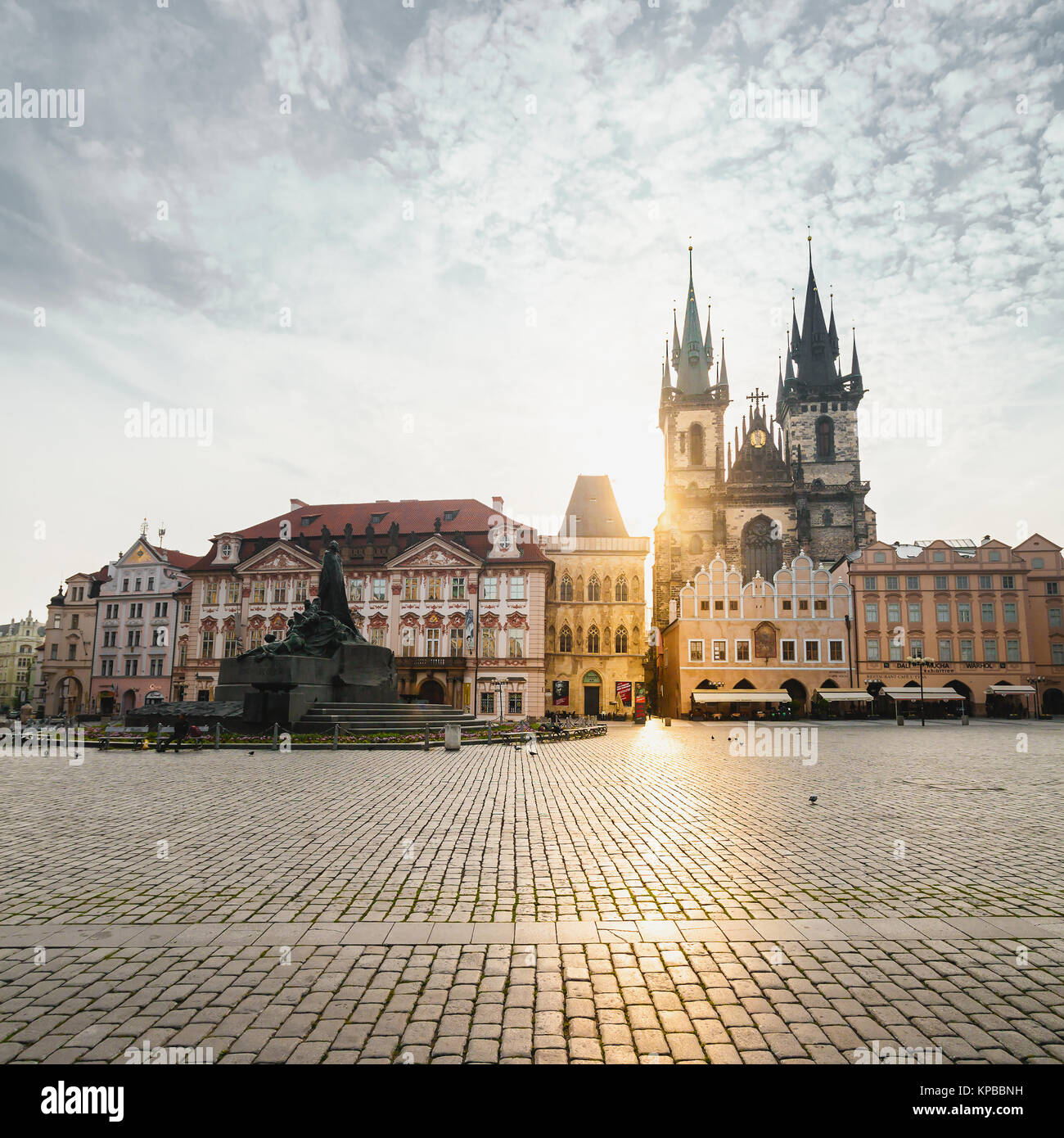 Europe monument prague cityscape tyn church hi-res stock photography ...