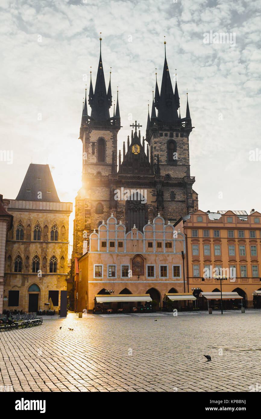 Prague. Tyn Cathedral of the Virgin Mary at sunrise Stock Photo - Alamy
