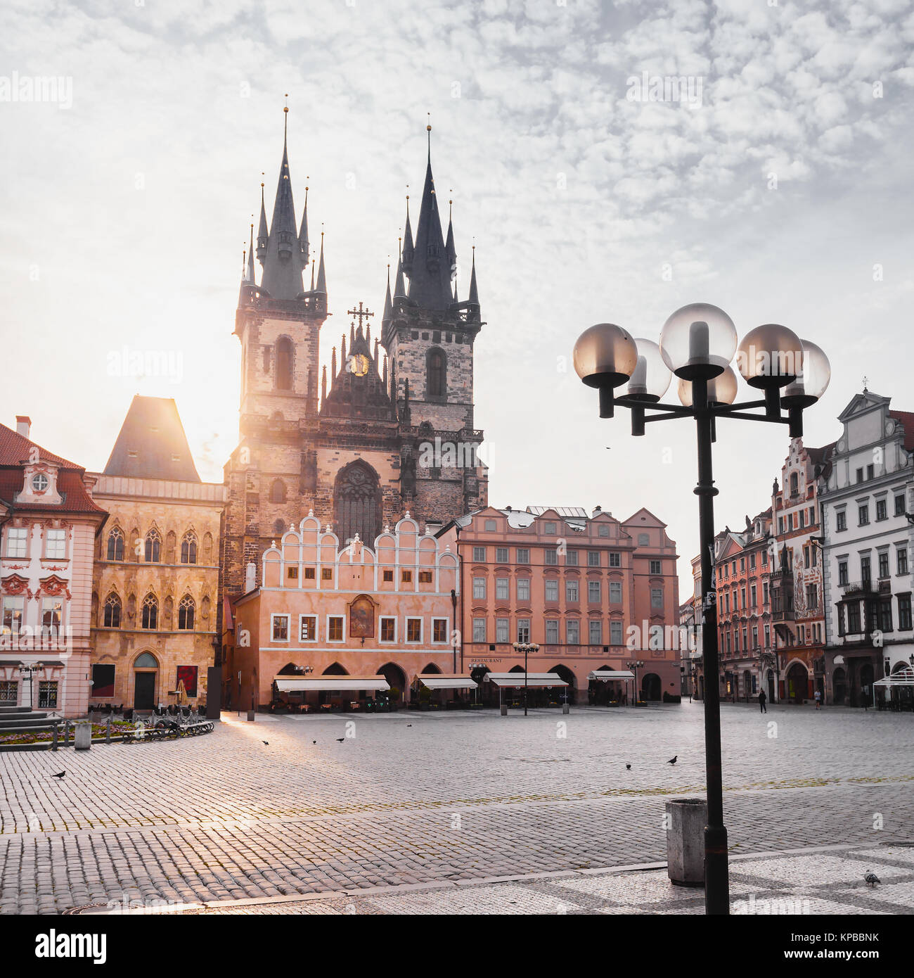 Prague. Tyn Cathedral of the Virgin Mary at sunrise Stock Photo - Alamy